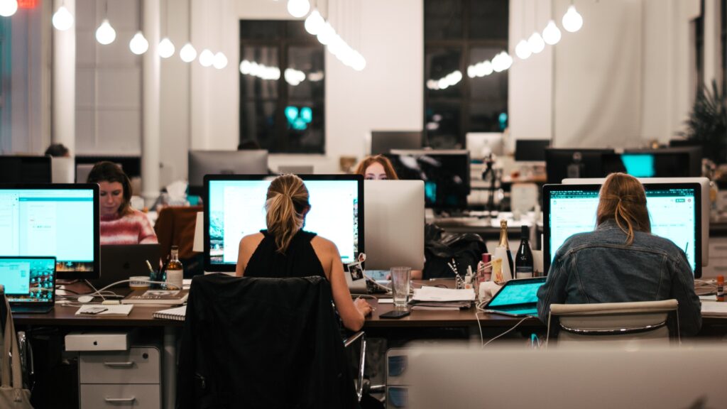 5 Things to Expect from a Digital Marketing Internship - Fishbat